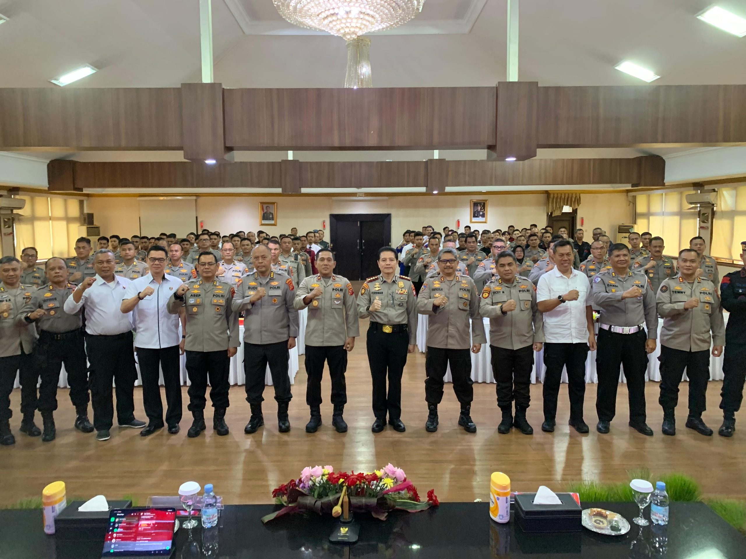 Siap Amankan Natal dan Tahun Baru, Polda Jawa Barat Gelar Latihan Pra Operasi Lilin Lodaya 2024 ...